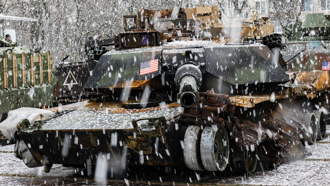 MWM: русские военные могут детально изучить танки Abrams, захваченные на Украине