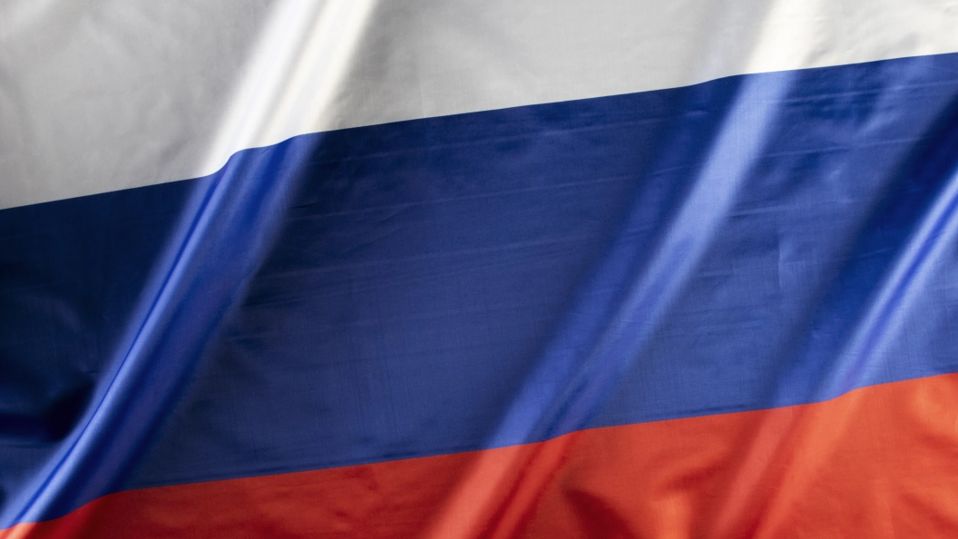 Новосибирец с русским флагом попал на трибуны Олимпиады-2026 в Милане