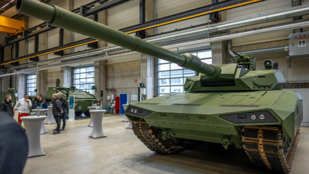 Германские заводы переводят на военные рельсы: Leopard от Porsche